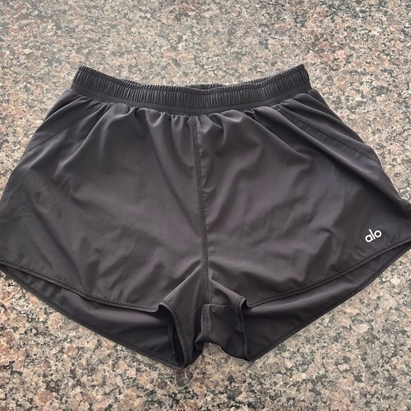 ALO Yoga | Shorts | Alo Stride Shorts | Poshmark